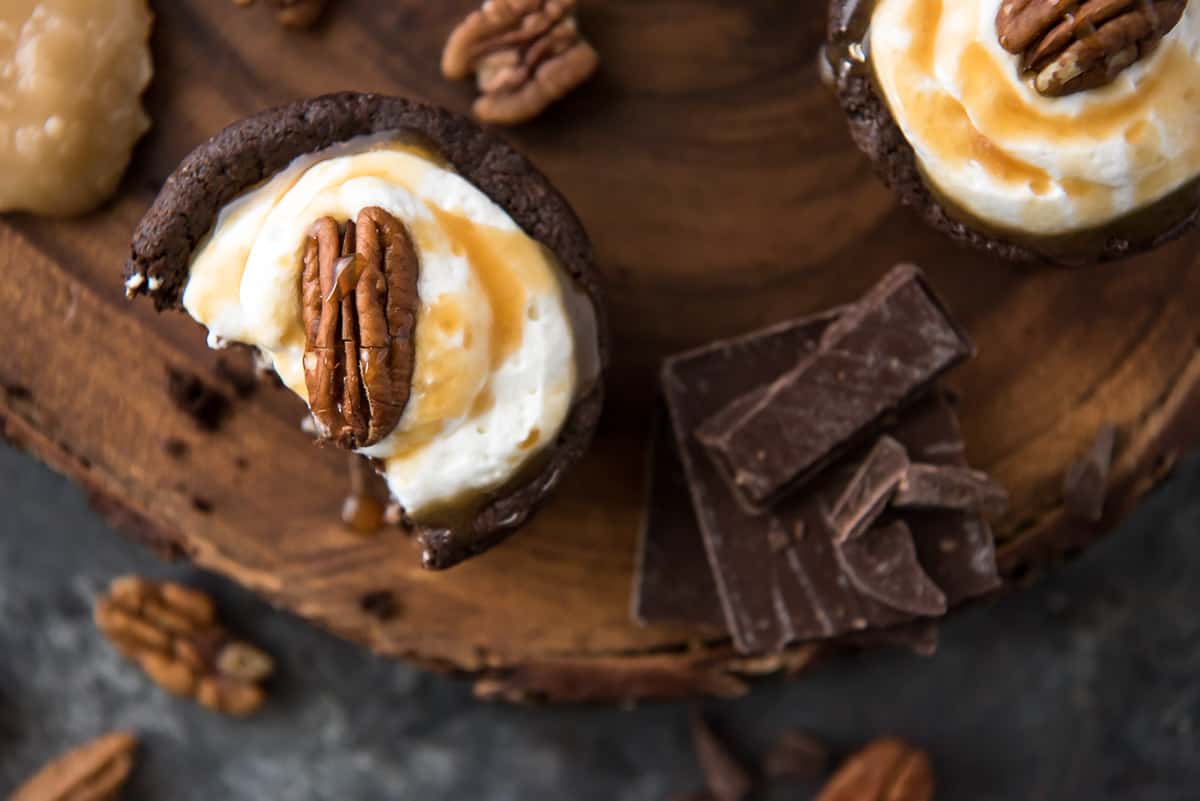 Gooey Triple-Layer Chocolate Turtle Pie Cookie Cups • The Crumby Kitchen