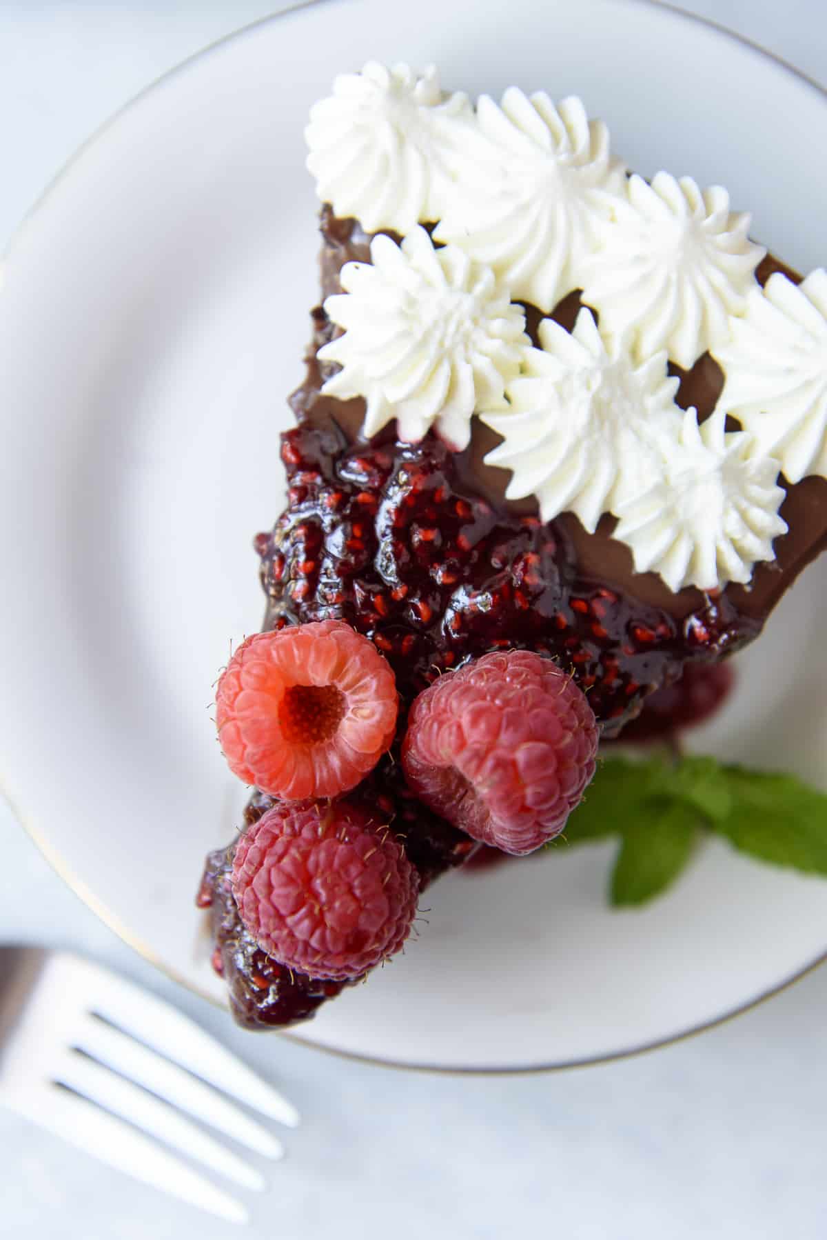Chocolate Raspberry Cheesecake • The Crumby Kitchen