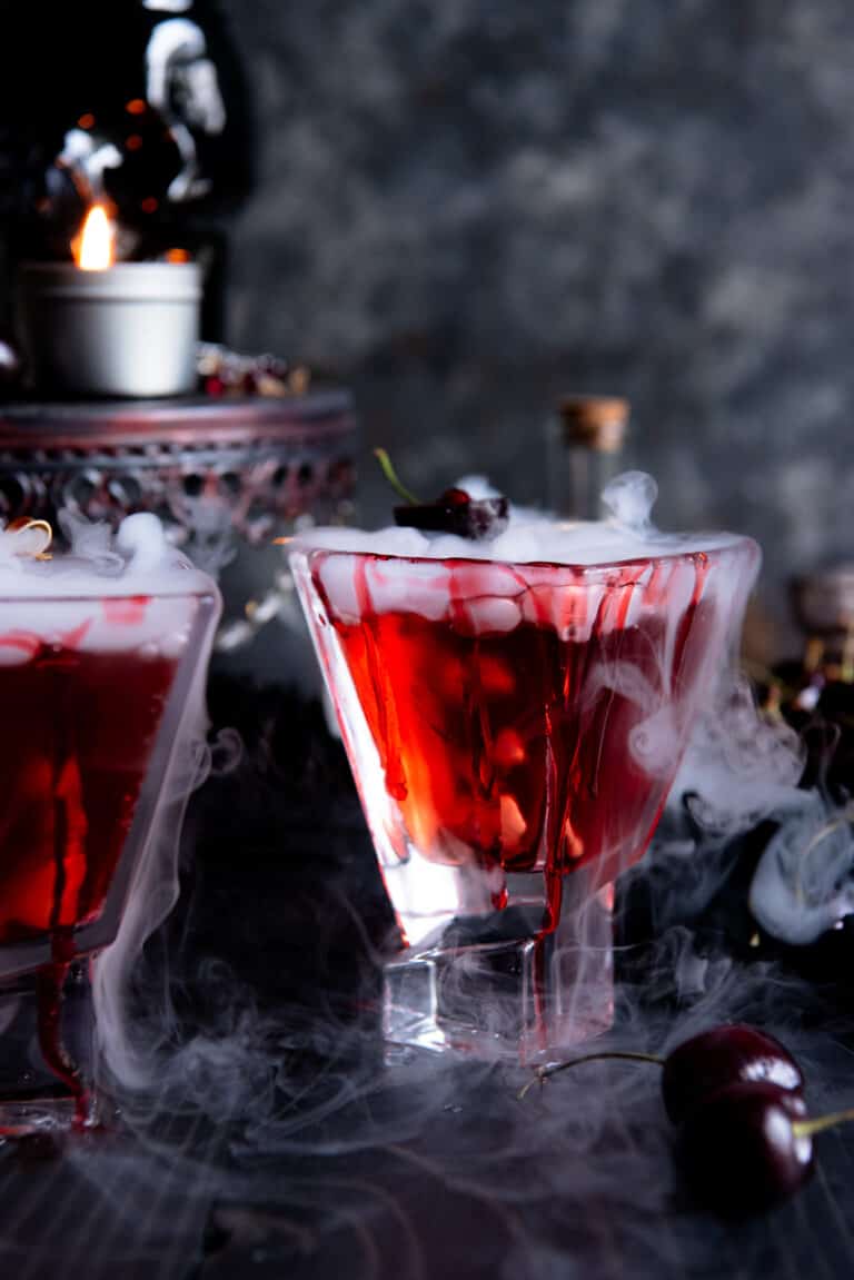 Vampire's Kiss Cocktail • The Crumby Kitchen